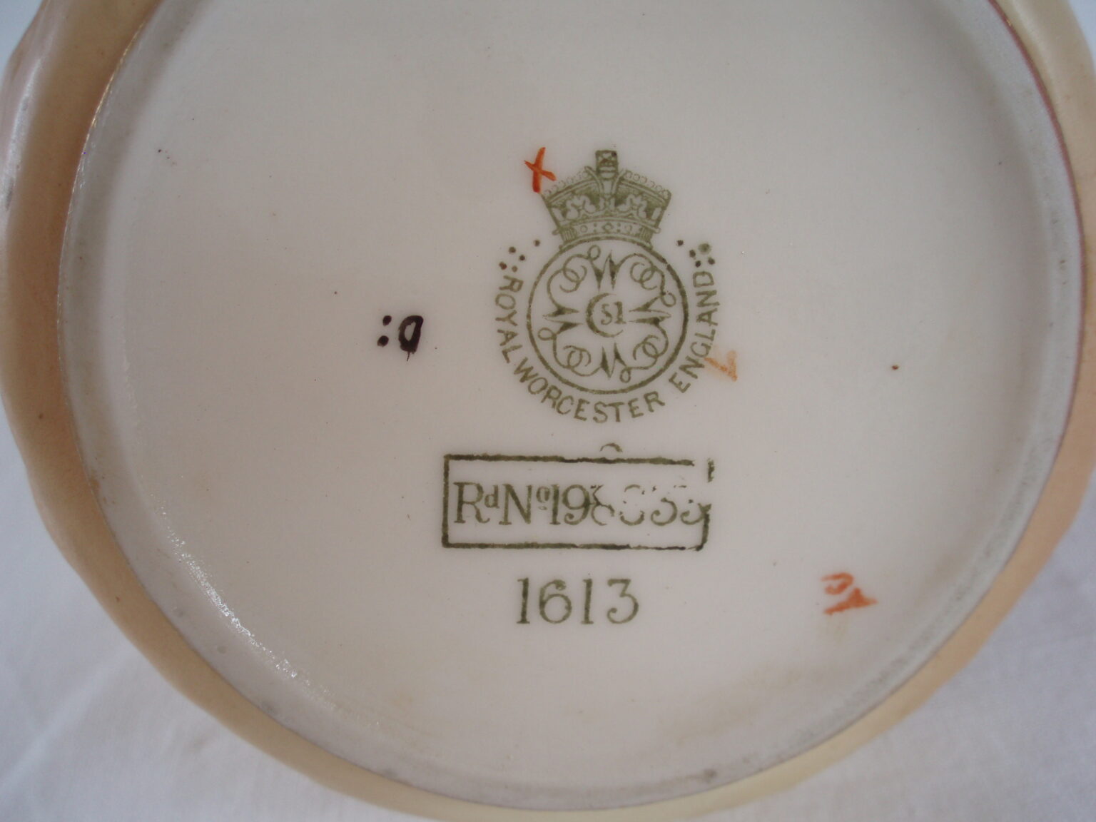 Dating Royal Worcester 1867 to 1927 – Marks on China